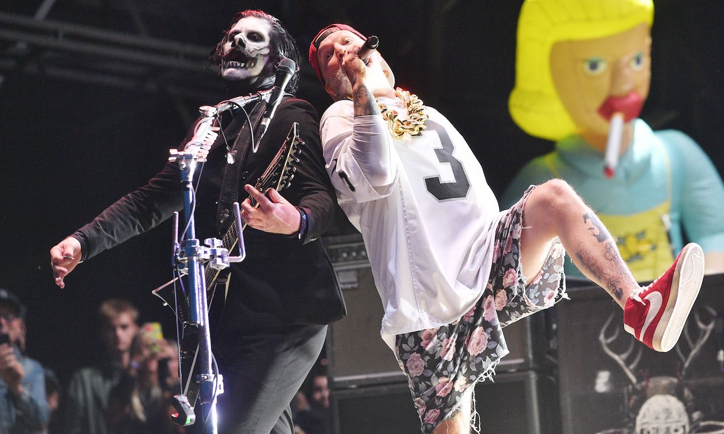 Limp Bizkit Kicks Off “Loserville” Tour With Corey Feldman, Bones ...